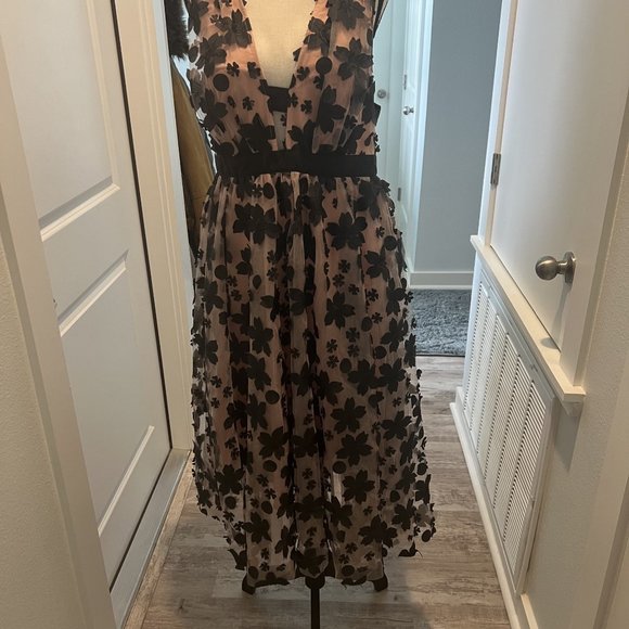 Anthropologie | Dresses | Anthropologie 3d Floral Applique Midi | Poshmark